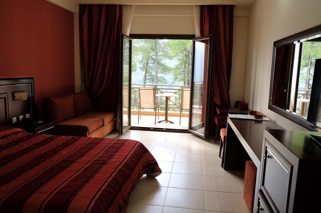 Hunting trips in Greece, best rates and professional outfitters - Stalker