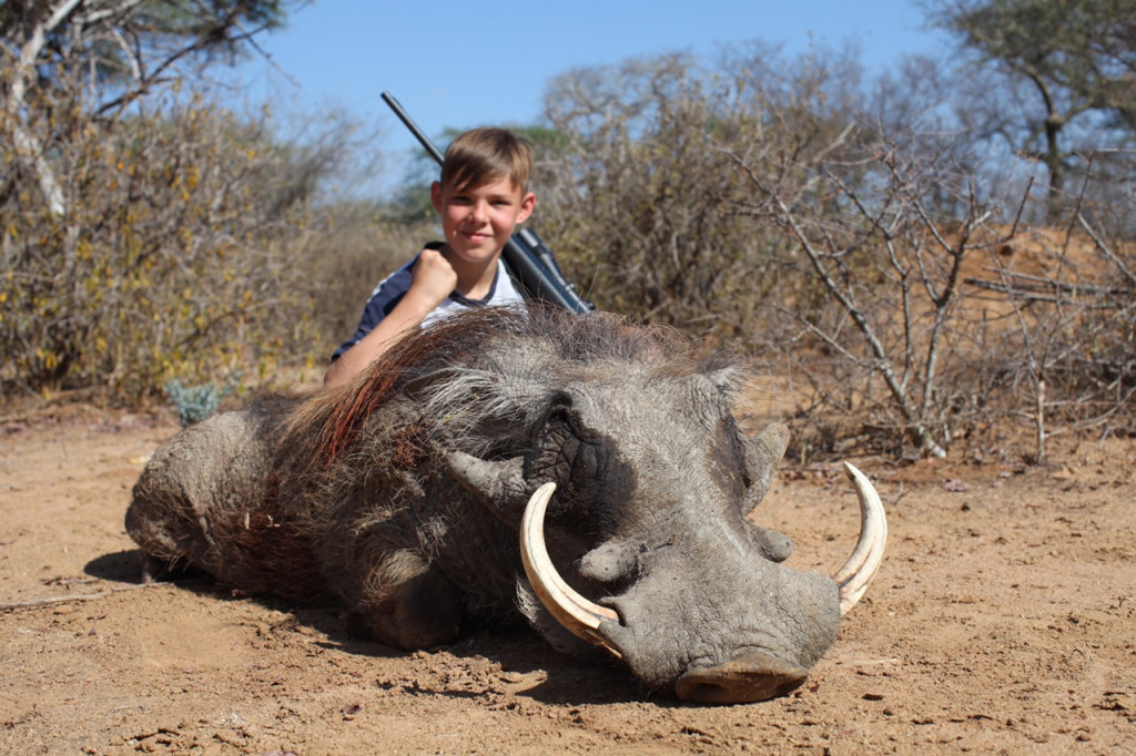 Hunting trips in Zimbabwe, best rates and professional outfitters - Stalker