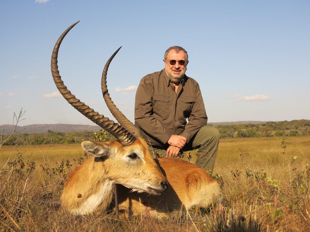Hunting trips in Zambia, best rates and professional outfitters - Stalker